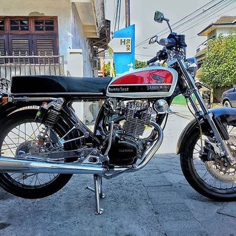 20 Gambar HD Modifikasi CB 100 Warna Putih Terbaru 2020