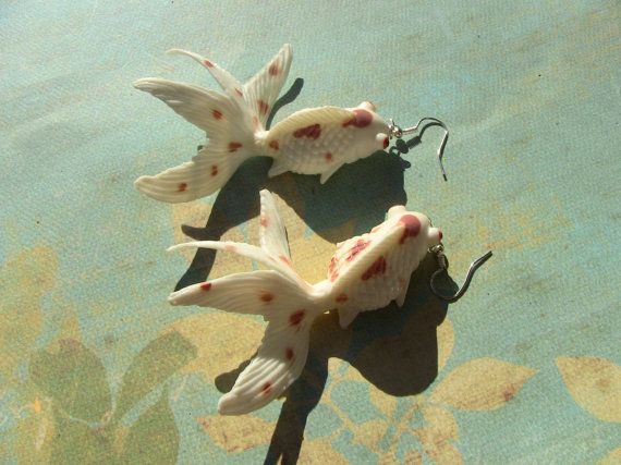 Foraging For Fab: Strange Stuff Saturdays - Kooky Creatures