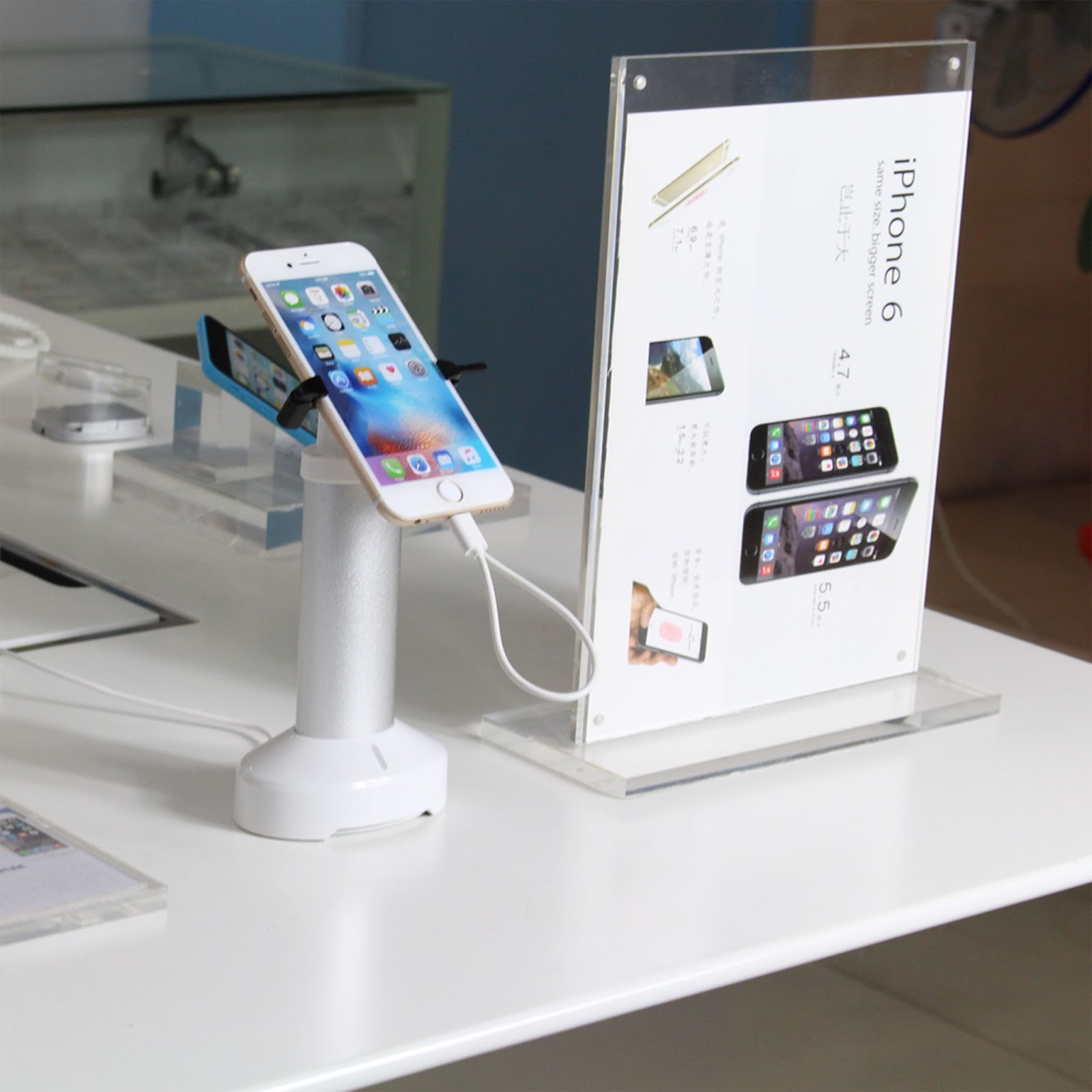 Security Display Alarm Stands for Mobile Phone Retail Stores: clip ...