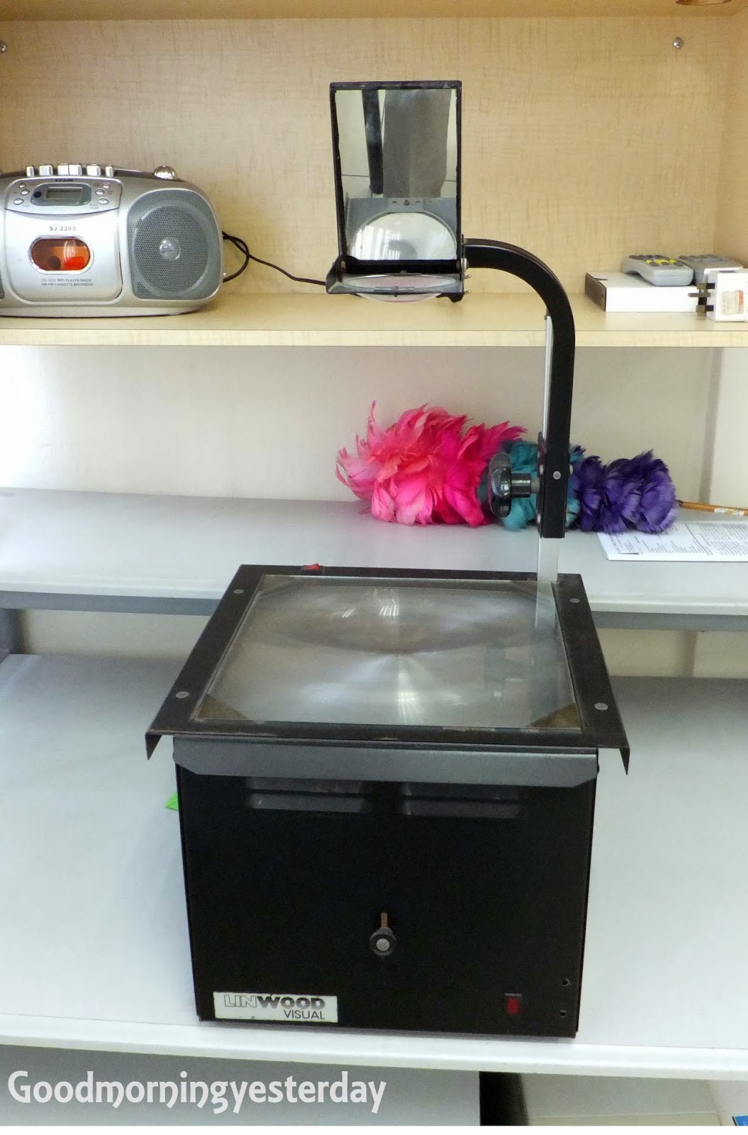 Good Morning Yesterday: The humble OHP