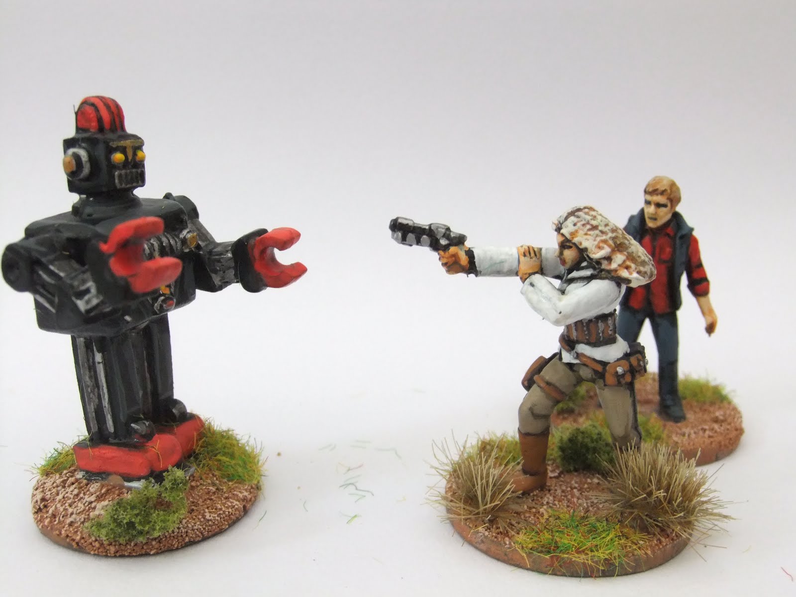 SHADOWKINGS: 7TV miniatures, Robots & space girls