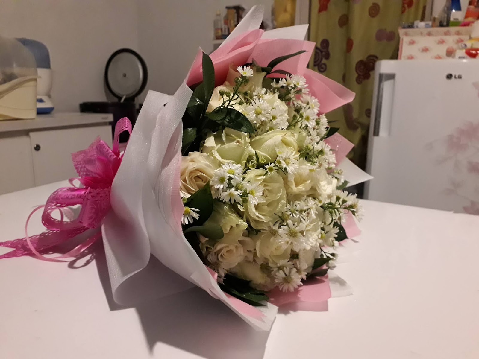 TOKO BUNGA SEKAR FLORIST: CONTOH HAND BUKET 2020