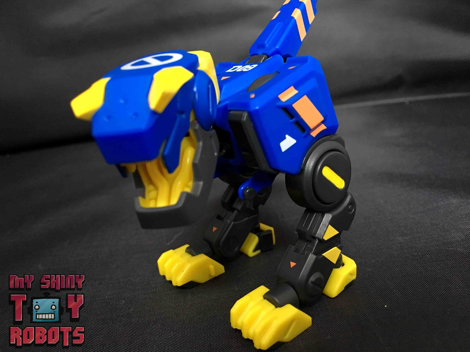 My Shiny Toy Robots: Toybox REVIEW: 52TOYS Beast Box BB-02 Ghost Dog