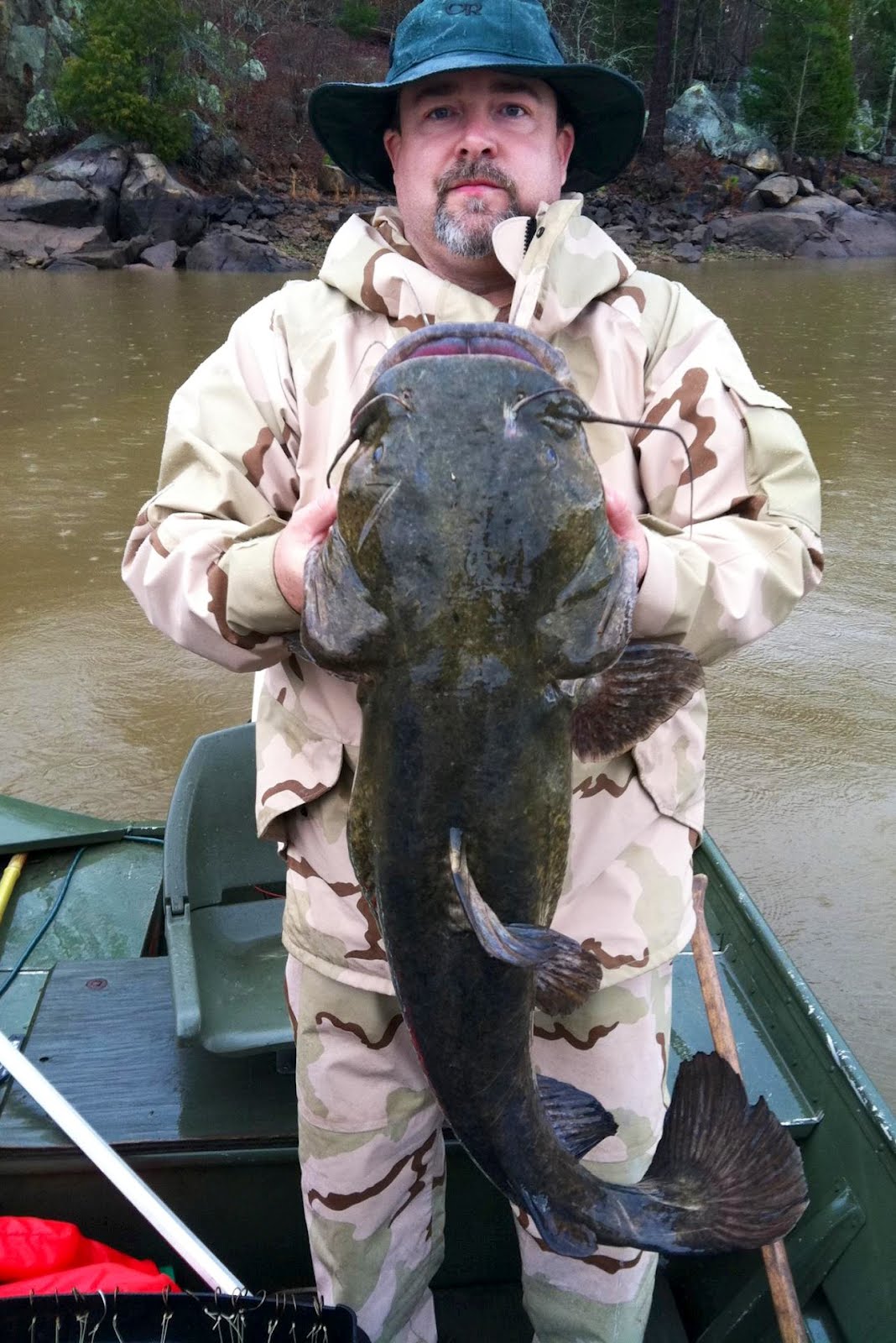 FoothillsOutdoors: Catching Big Catfish