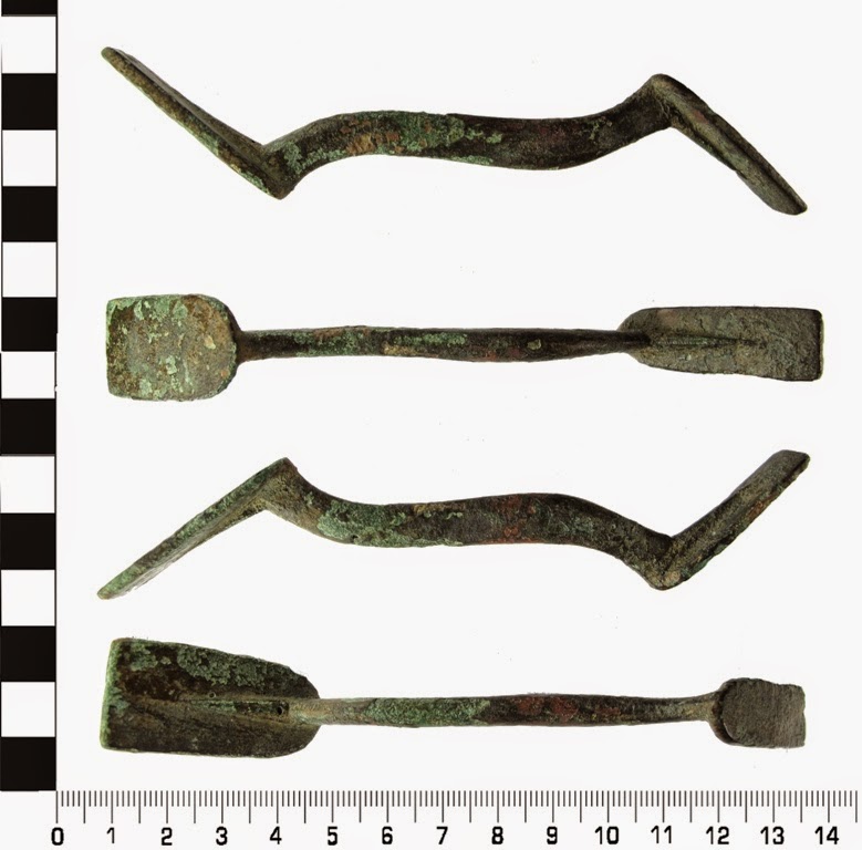 Trowel and Masonry Tool Collector Resource : Medieval Plasterer's Trowel