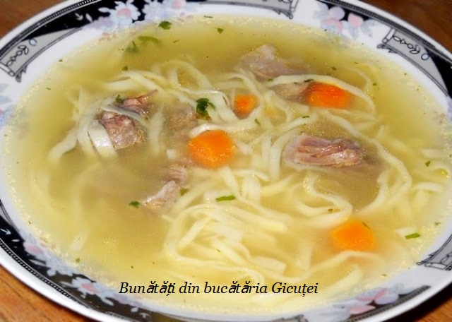 Supa de vitel cu taitei de casa - Bunătăți din bucătăria Gicuței