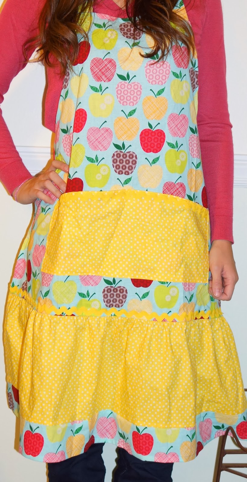 Lo, Ray, & Me: More Super Cute Aprons