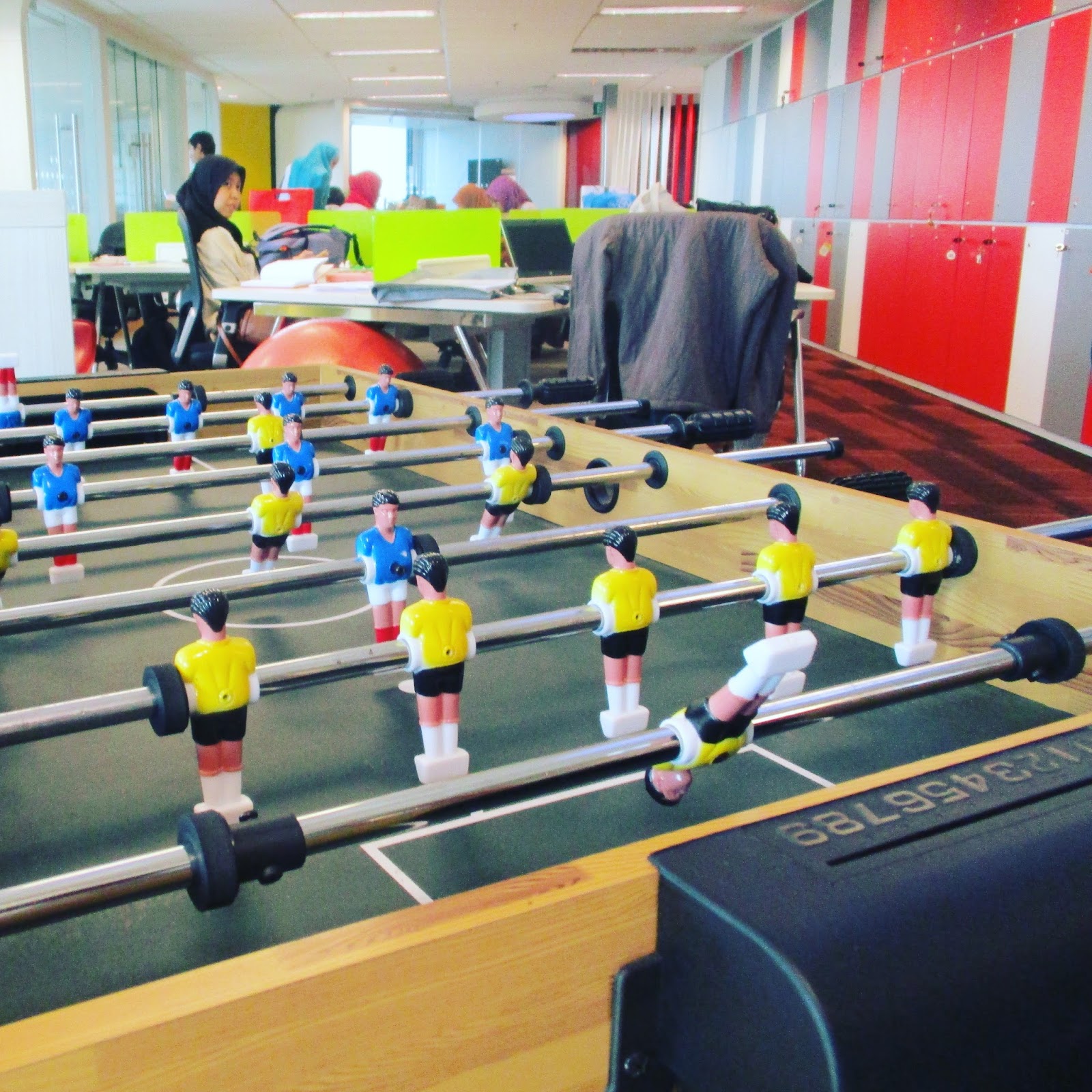 Mengintip Smart Office Indosat Ooredoo - Culture Traveler