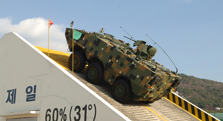 Military and Commercial Technology: Hanwha Defense Systems unveil its ...