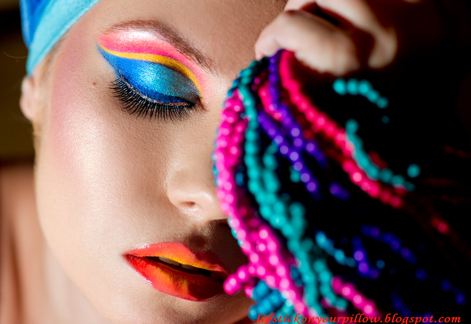 Tropical Summer Makeup Look - Lipstick on your pillow | Makeup, Beauty ...