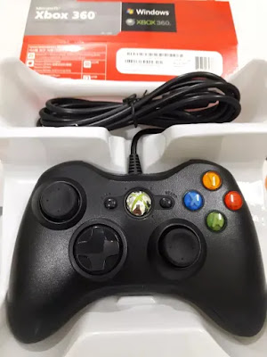 Xbox360 Wired USB Controller in Black Color