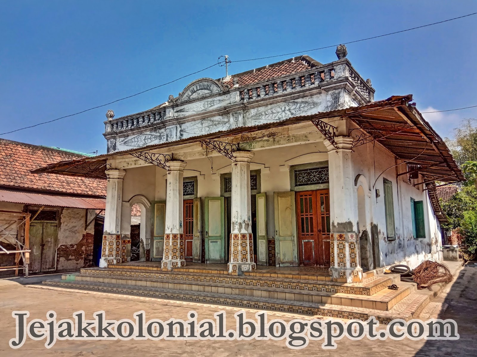 Jejak Kolonial: Perjalanan Hidup Rumah Indische Woonhuizen