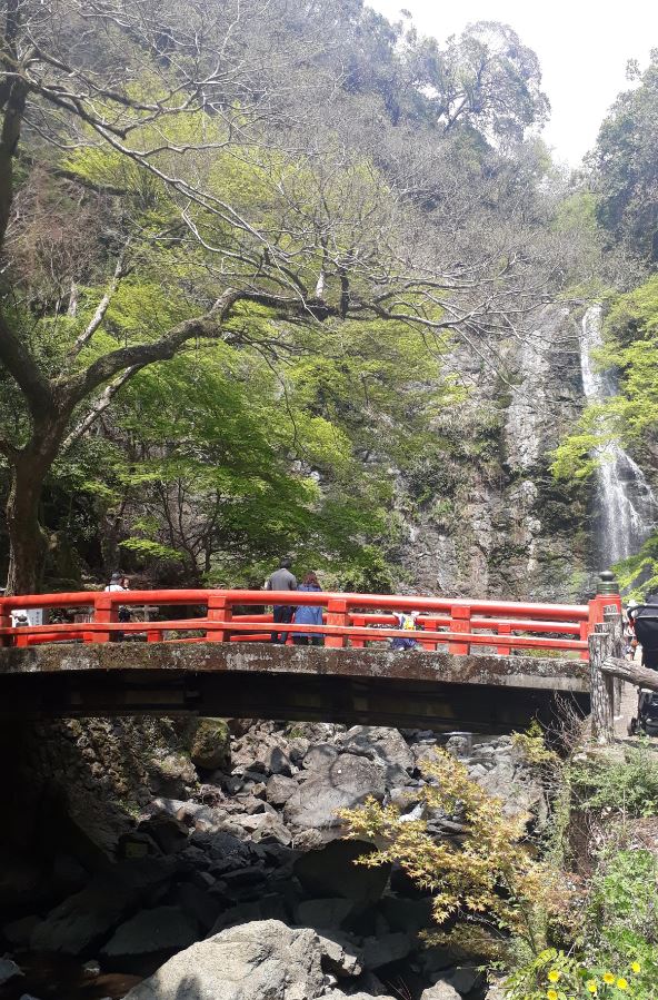 8 Reasons why you should visit Minoo Park