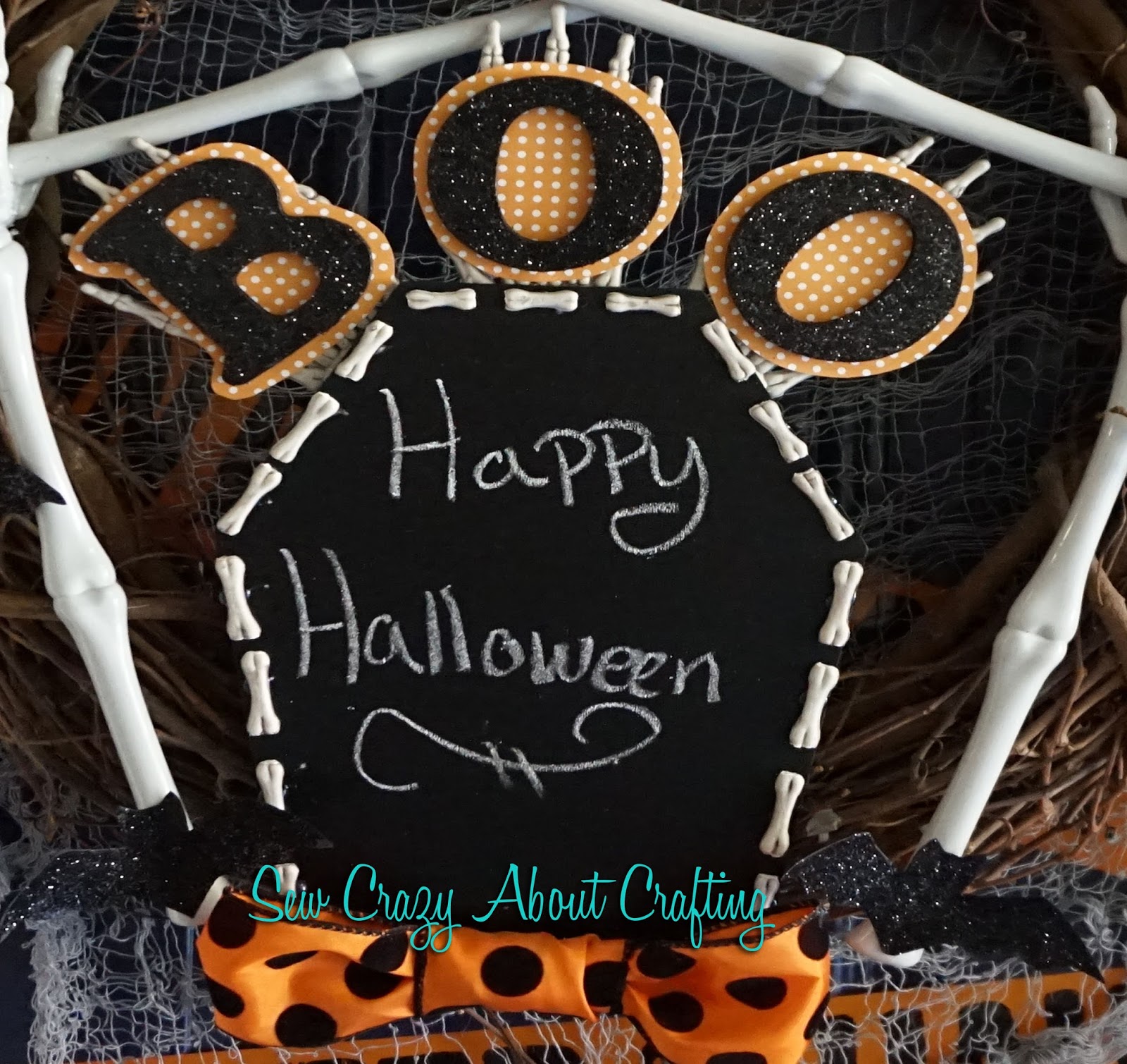 Sew Crazy About Crafting: 🎃Boo-It-Yourself🎃 Halloween Wreath