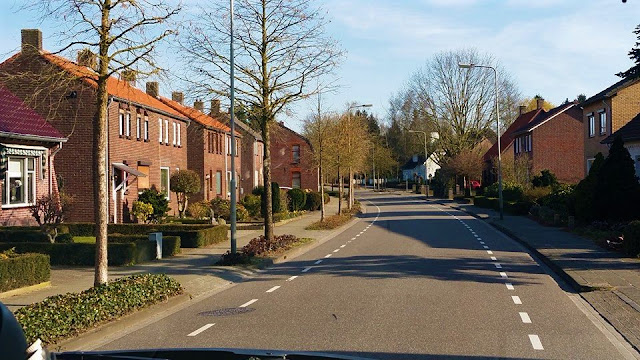 Dorpen en Steden van Nederland: Roggel (Limburg)