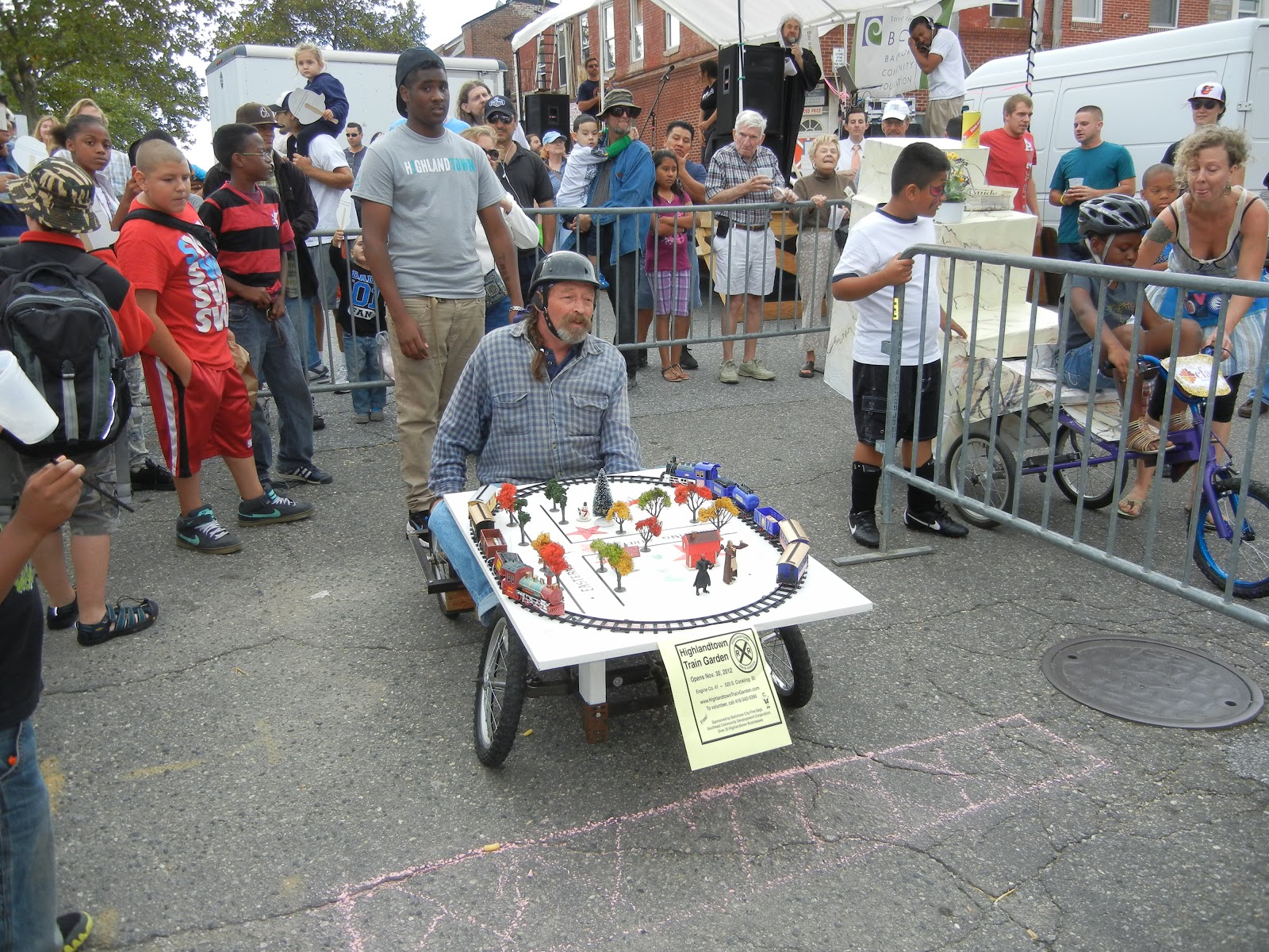 Highlandtown Train Garden : Coolest Concept Art Cart Winner