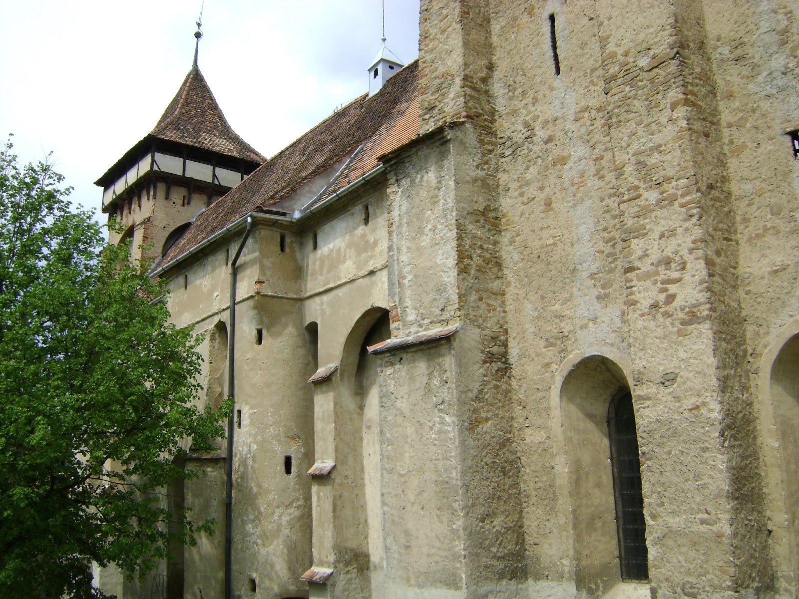 Ştiinţă pentru toţi: Biserica fortificată din Valea Viilor Jud. Sibiu