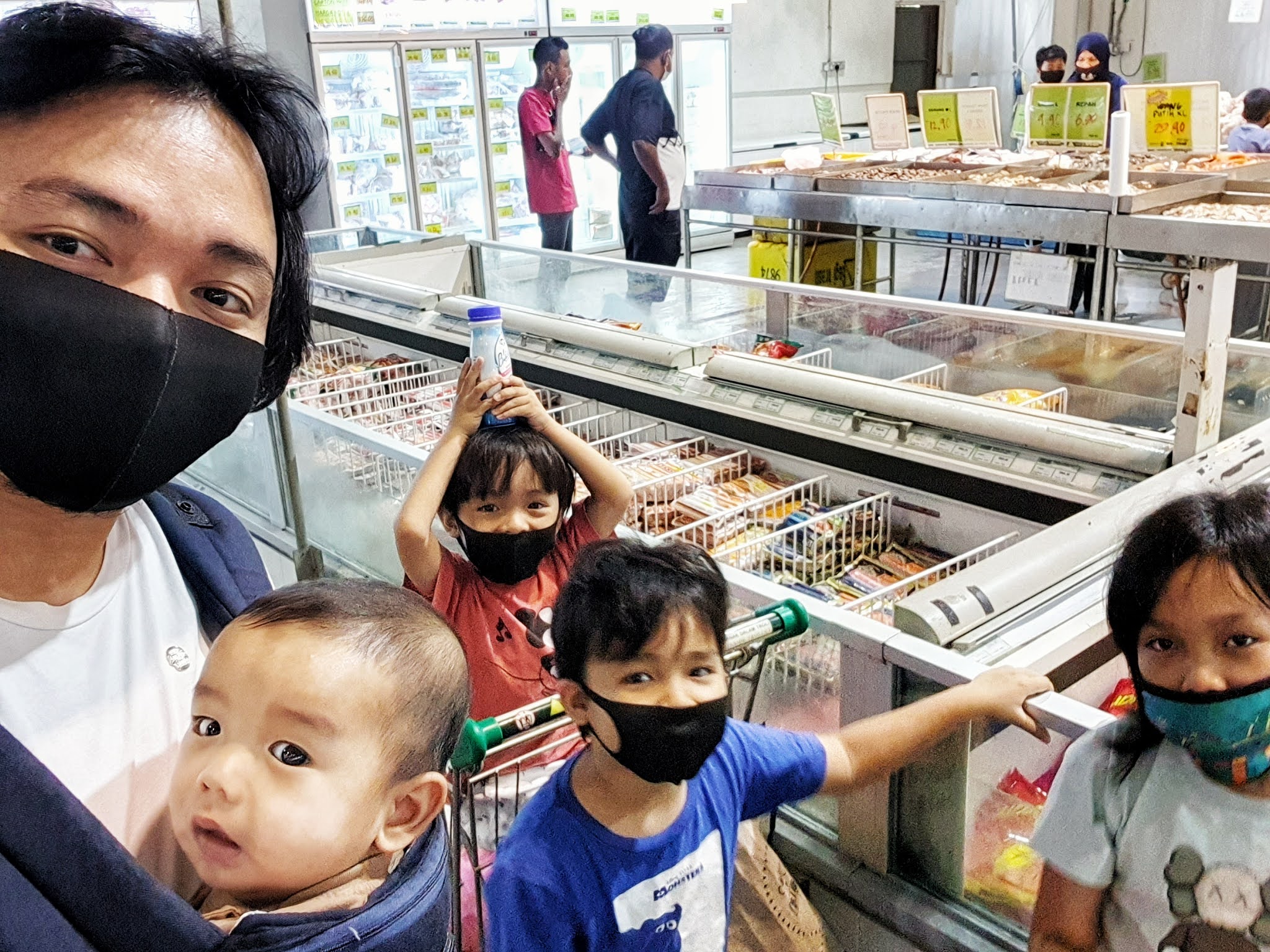 5 Top Reason to Shop at Segi Fresh Market.