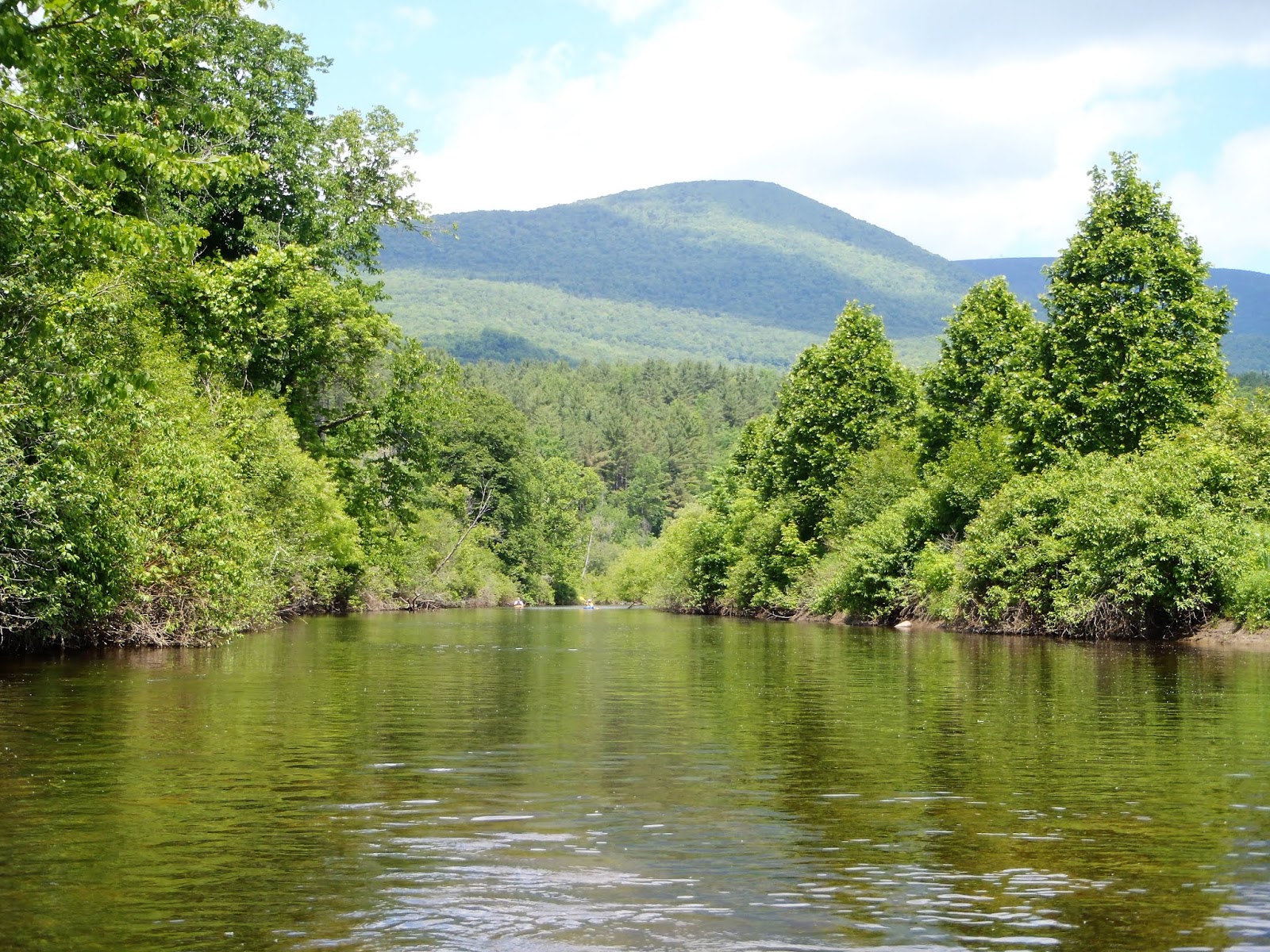 BATTENKILL paddling.