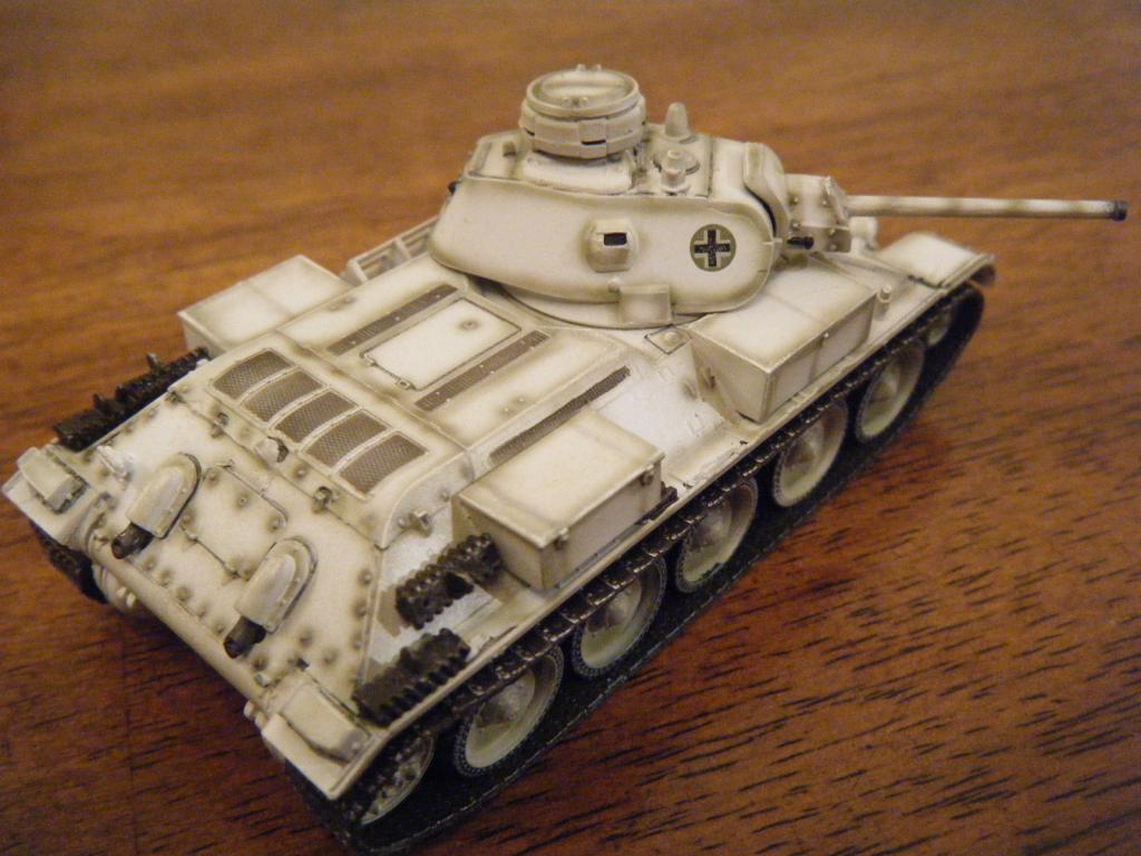 1/72 Scale Tanks
