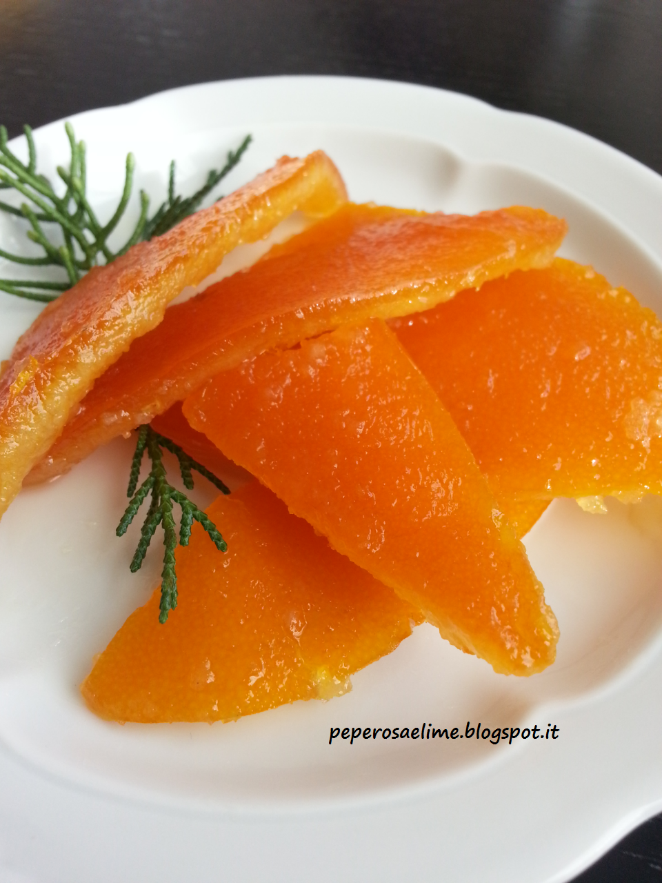 Bucce d'arancia candite