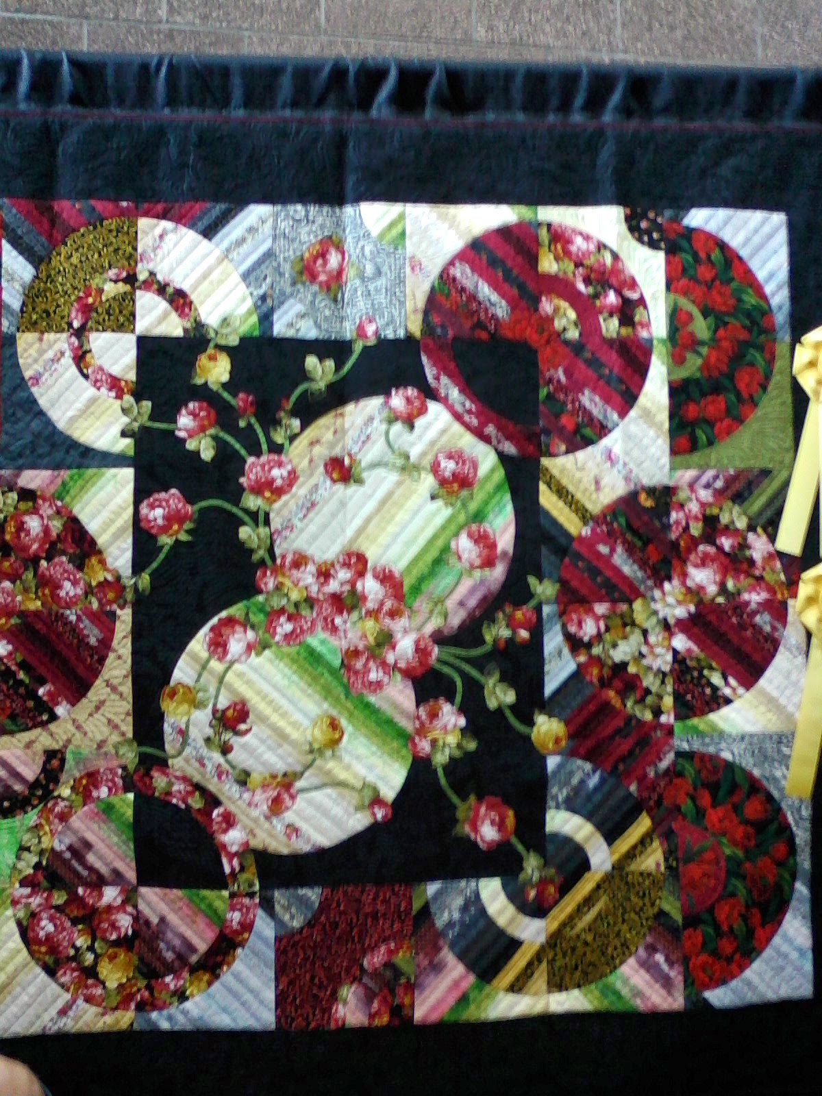 Inch Worm Fabrics: Tricities Quilt Show