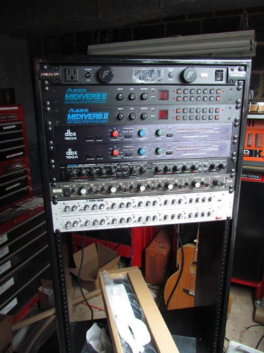 DIY Recording Studio Equpment Rack Completed Crawls Backward (When Alarmed)