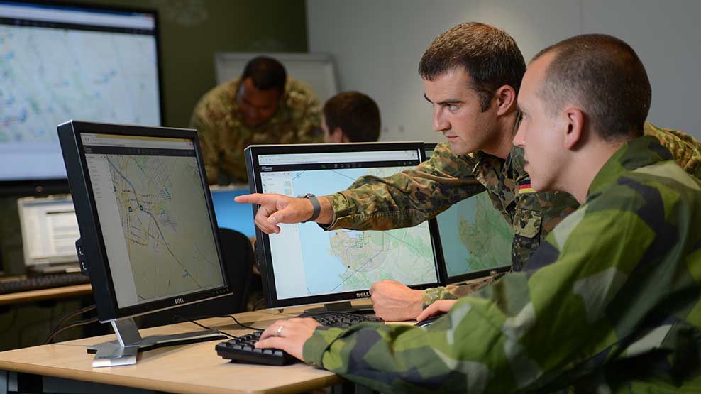 APPLICATIONS OF COMPUTERS IN VARIOUS FIELDS ~ Educational Consultant