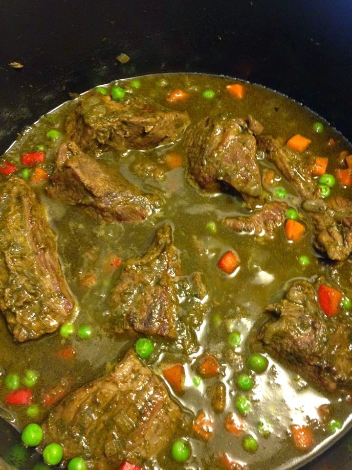 PEREJIL Y CULANTRO: Seco de Carne,,