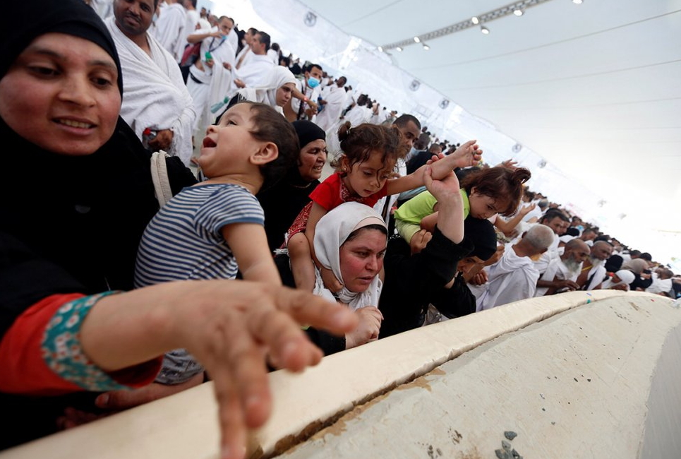 Hajj 2016 Photos: 1.8Million Muslim Pilgrims Stone Satan In Final Hajj ... Hajj 2016 Photos: 1.8Million Muslim Pilgrims Stone Satan In Final Hajj ...