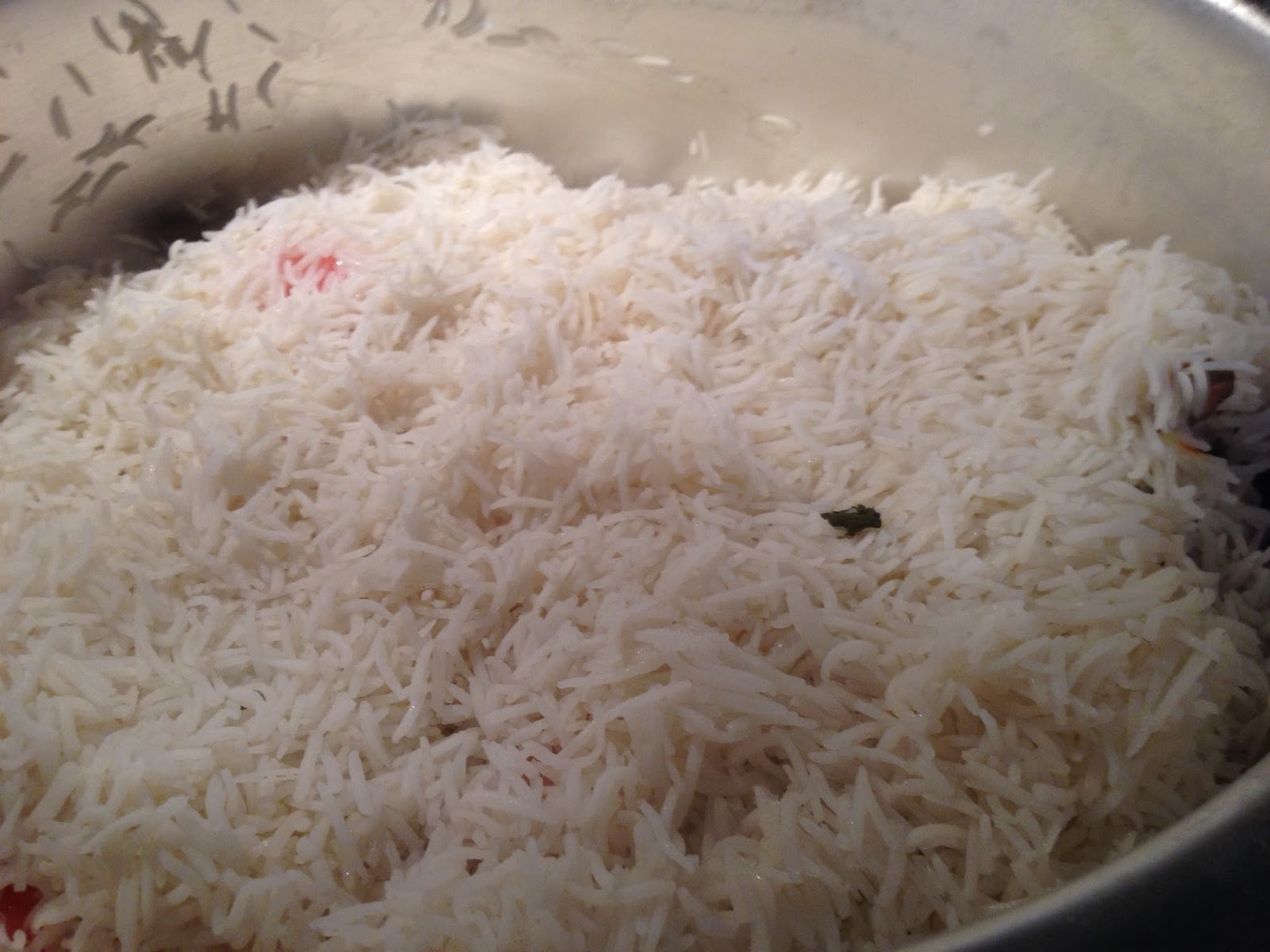 Achi Gori Bivi: Chicken Biryani (Flavorful Rice & Chicken dish)