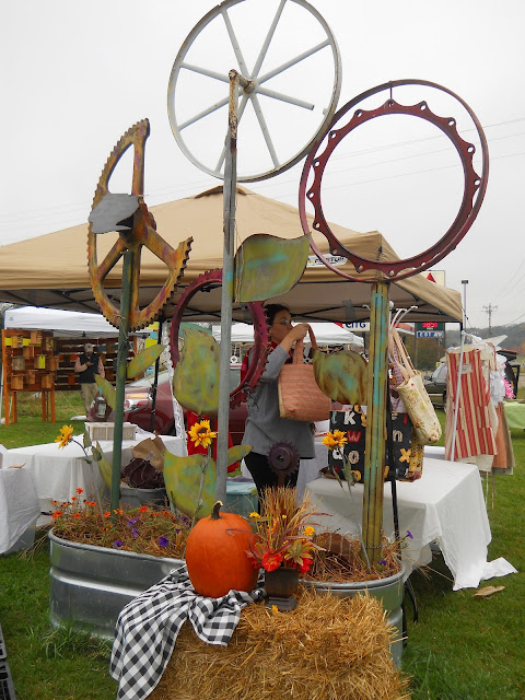 dreamingincolor: Union Jack Piano Bench