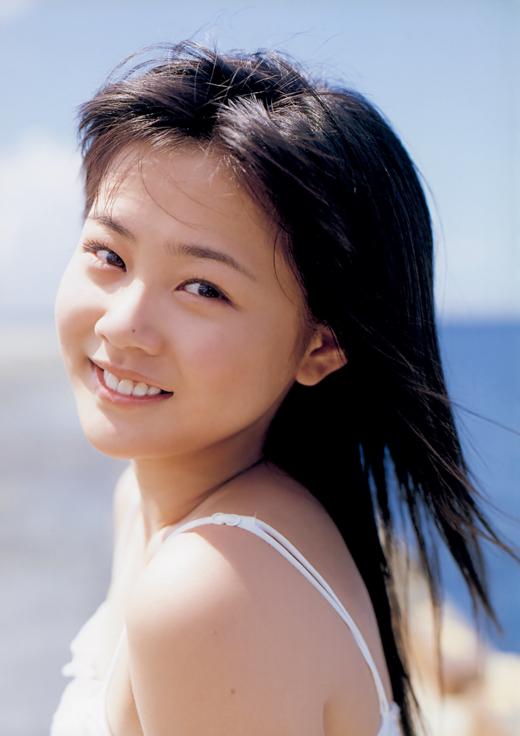 [Photobook] Morning Musume - Risa Niigaki 1st Photobook - Niigaki Risa