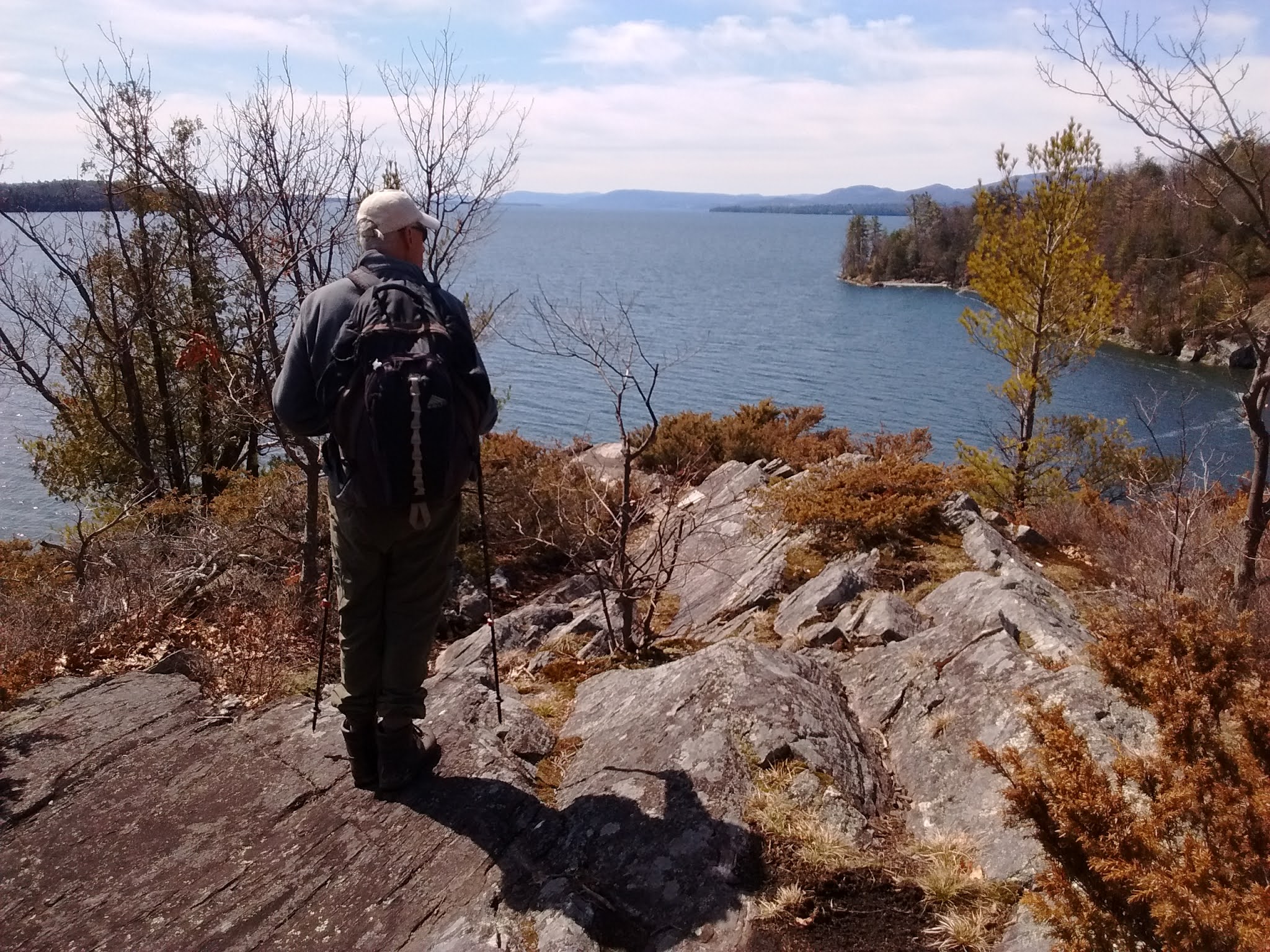 LAKE CHAMPLAIN, SPLIT ROCK WILD FOREST hiking