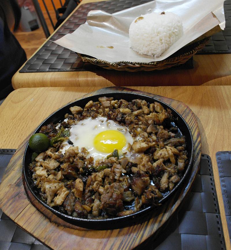 Purple Taste: Don Lechón @ Grandlink Square 511 Guillemard Rd