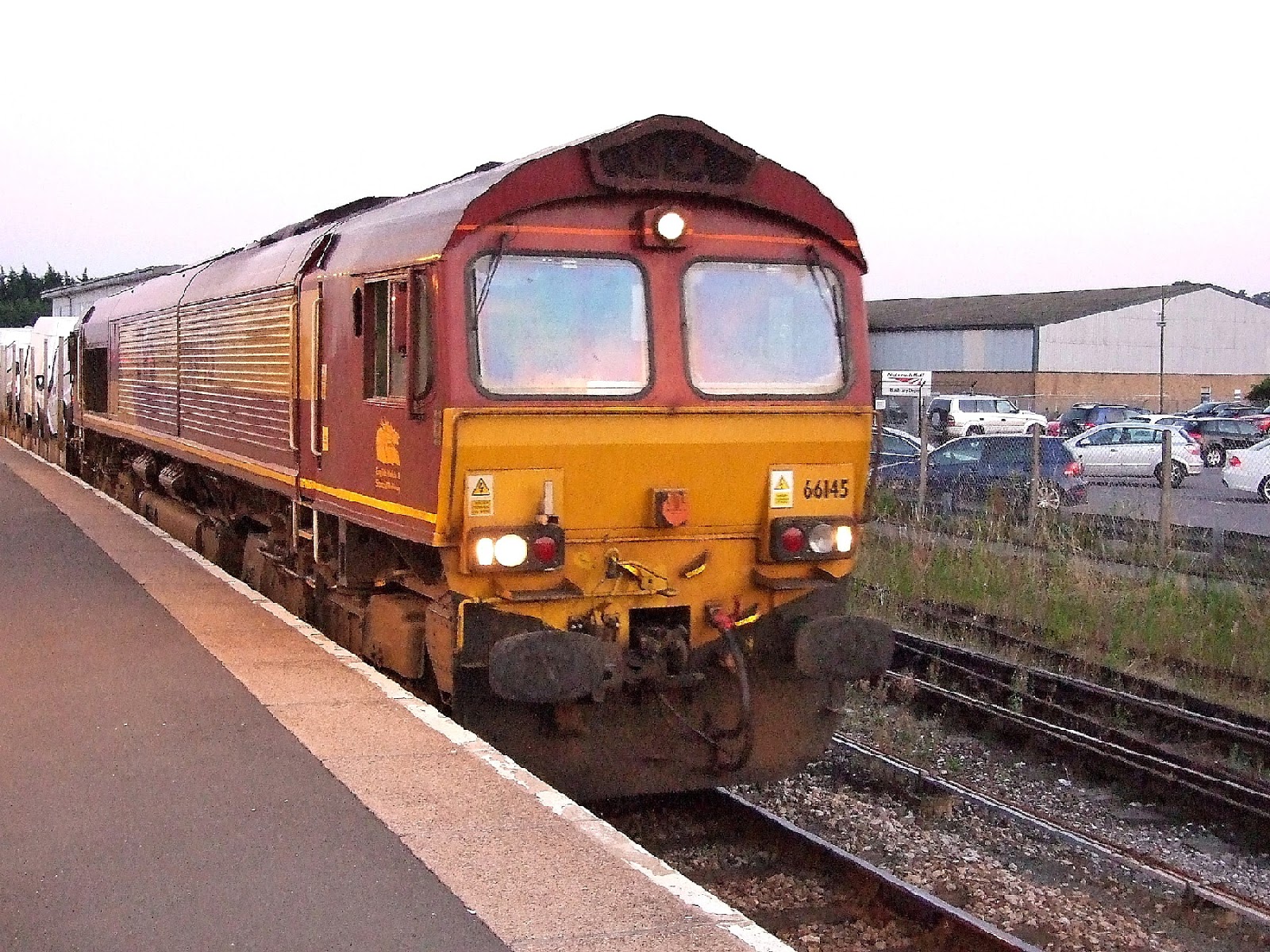 'Along These Tracks' Train Photos Site : November 2019