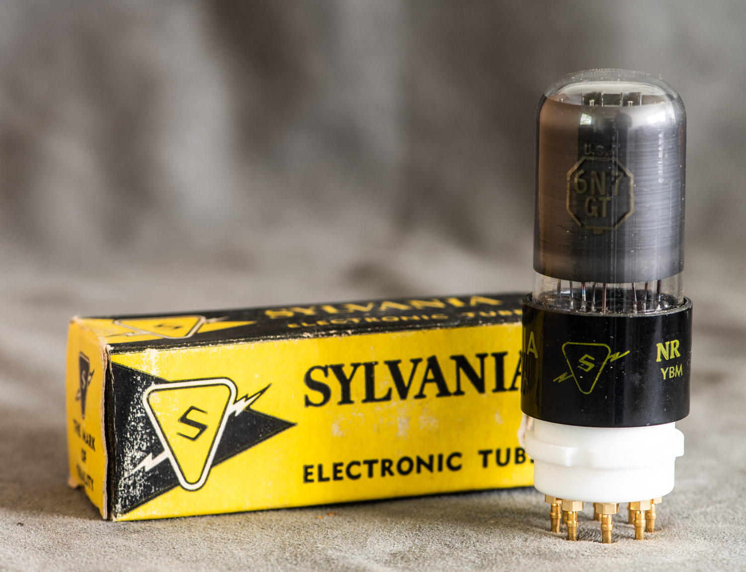 VinylSavor: Tube of the Month : The 6N7 (revisited)