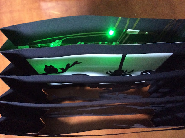 Bling the Book: Blinking Halloween Tunnel Book