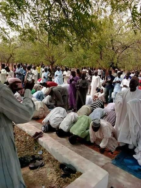 Photos: Muslims gather to pray for President Buhari in Kebbi