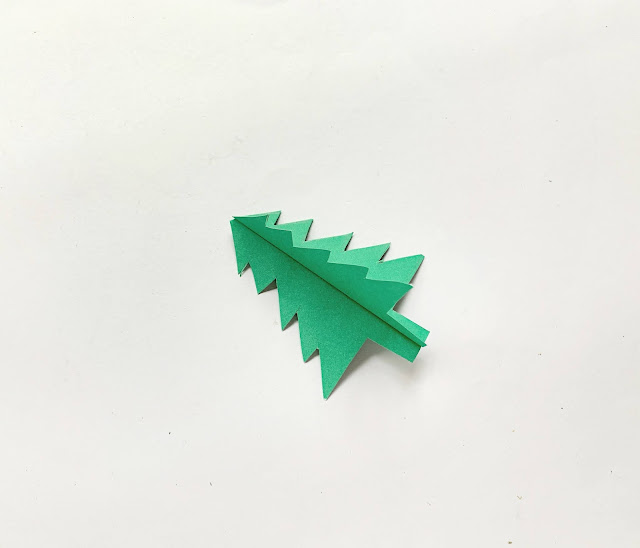 Fun and Easy 3D Paper Christmas Tree Craft for Kids to Make {with FREE ...
