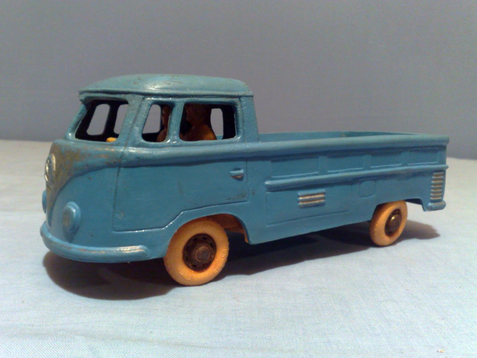 TOMS TECH TOYS: VW TOMTE 1:19 BIG SCALE