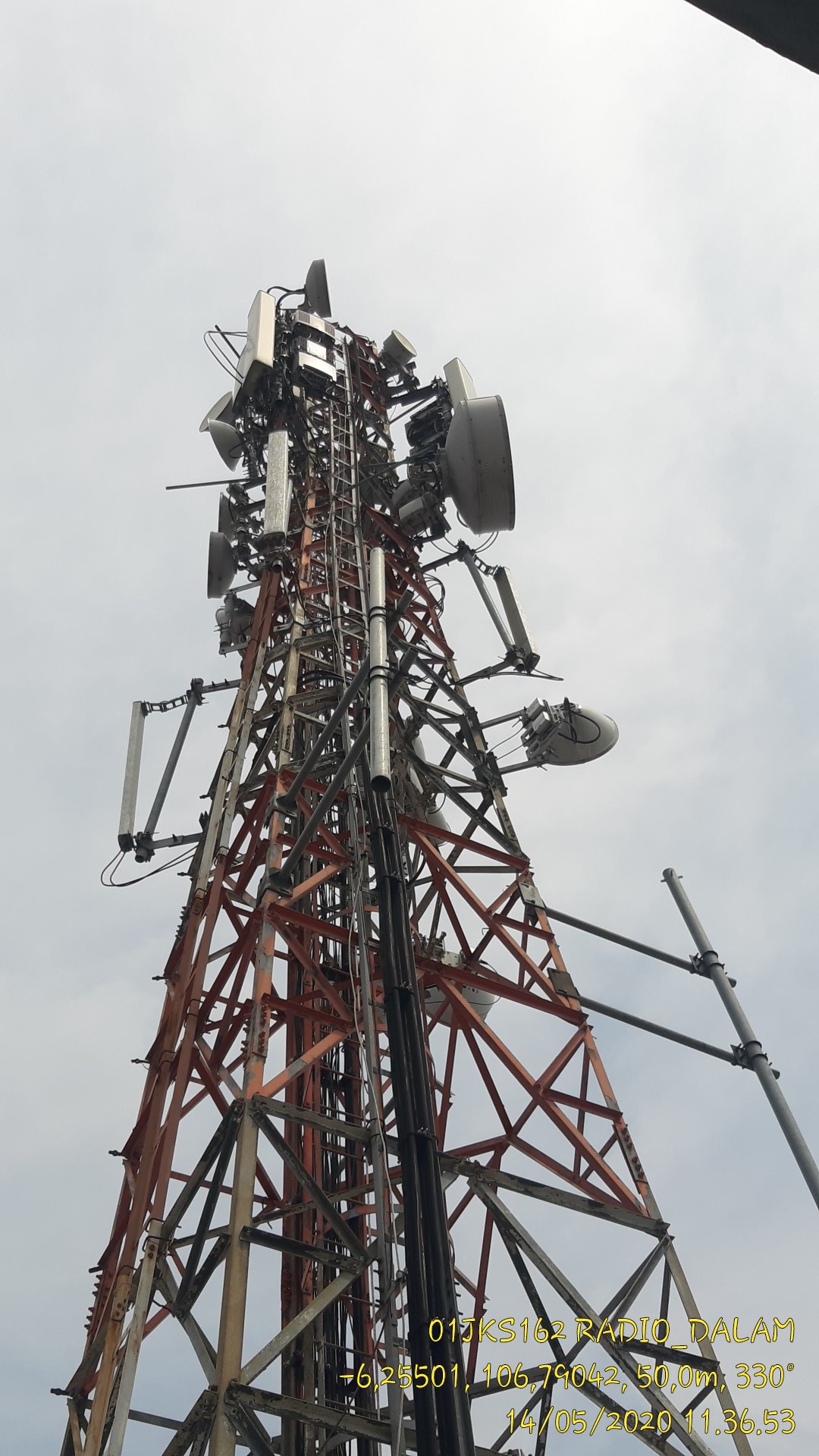 Pengalaman Bekerja Di Tower Antena BTS