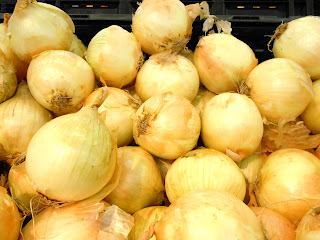 My Kind of Cooking: Tuesday's Tips & Tricks: Onions
