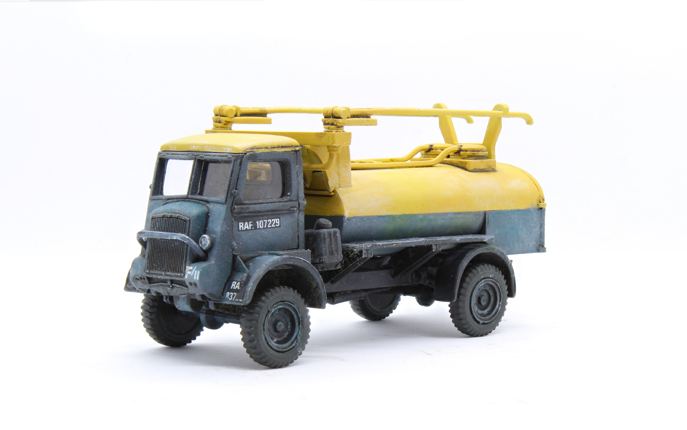 Amateur Scale Modeller Tr: RAF Refuelling Set I Airfix I 1/76