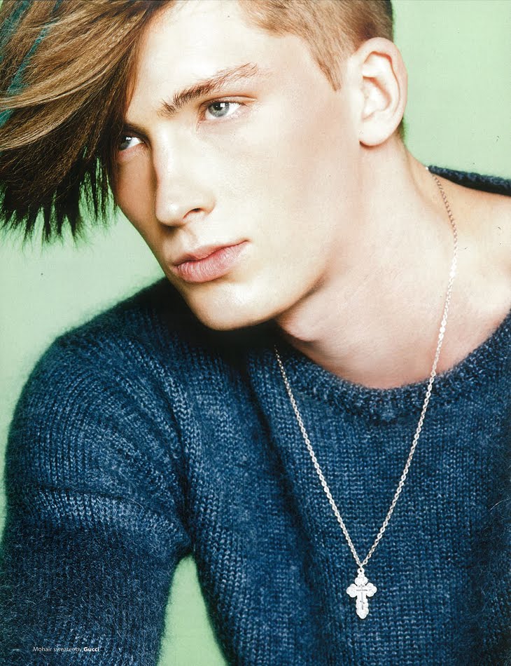 Select Model Management: Pavel in Essential Homme