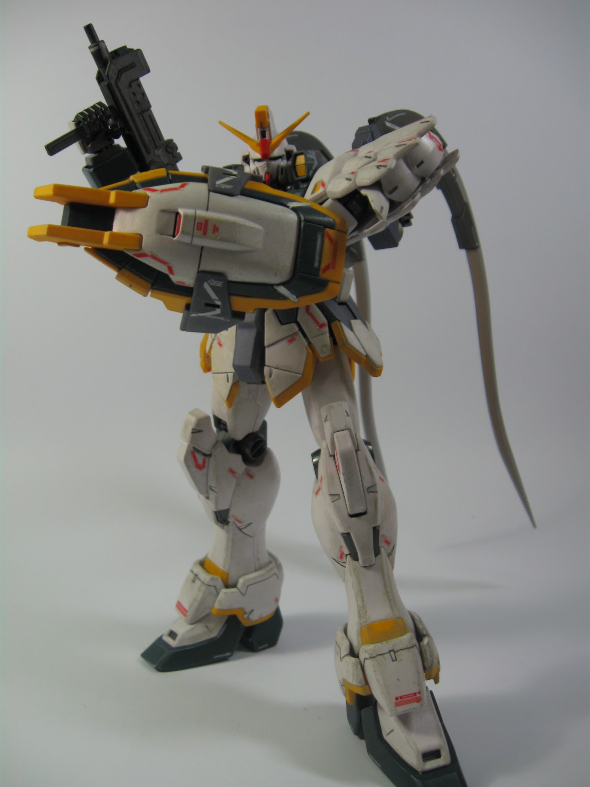 Mecha Talk: MG Sandrock (painted build)