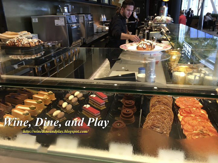 Wine Dine and Play: Café Cocó