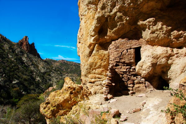 Exploring the Southwest: Rogers Canyon Trail - Superstition Wilderness