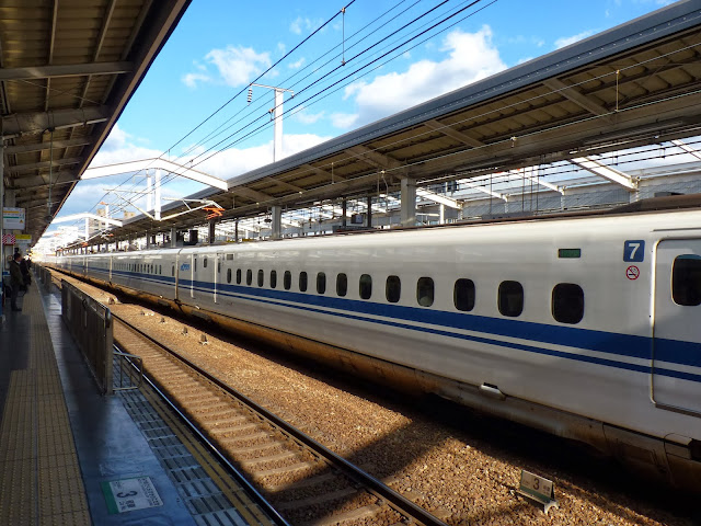 Epsilon's Interesting Trains Blog: Takamatsu to Matsuyama Trip and ...