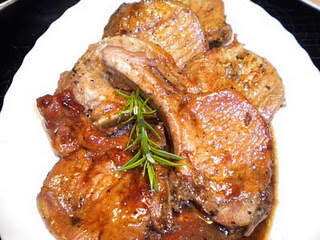 Así de Fácil: Chuletas ahumadas en salsa de chipotle